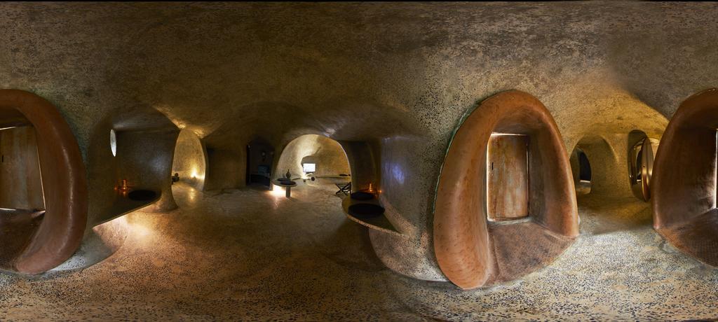 A Luxurious Cave-House Stay At Gumpha Farmhouse In Nashik