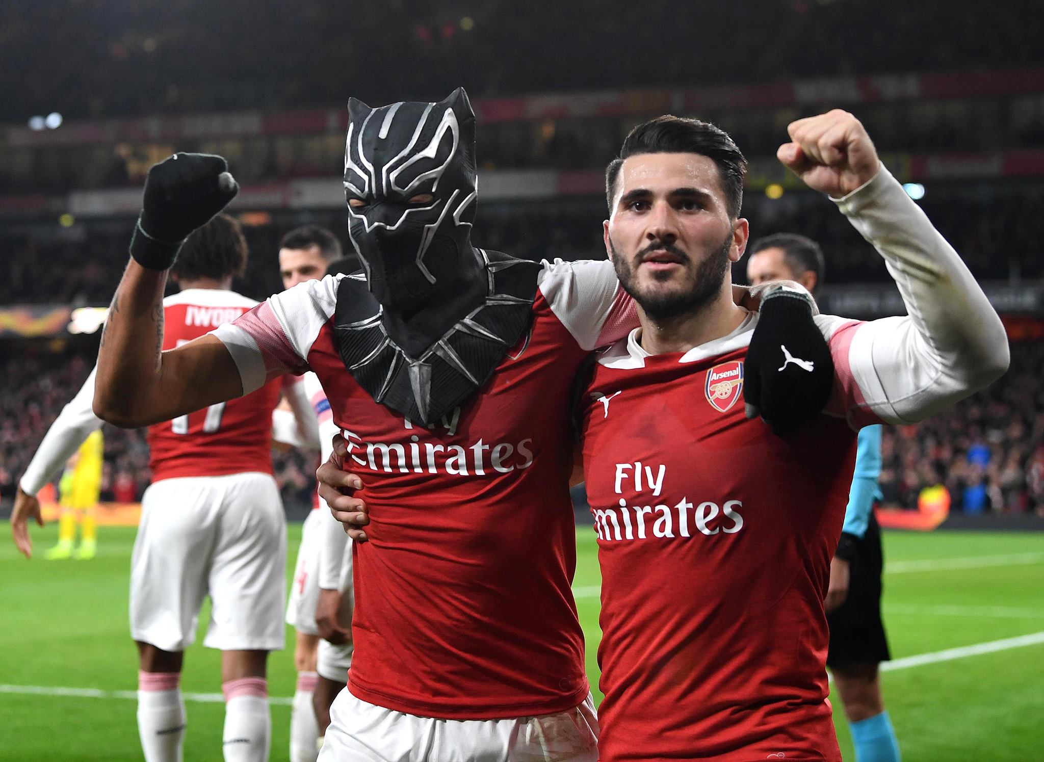 OMG: Arsenal To Play In Dubai & You Can See Them For AED 100 | Curly Tales