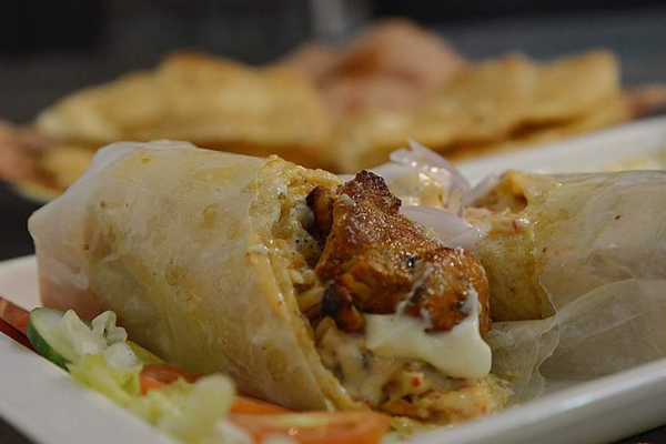 Legendary Paratha Sandwich Spots You Cannot Miss | Curly Tales