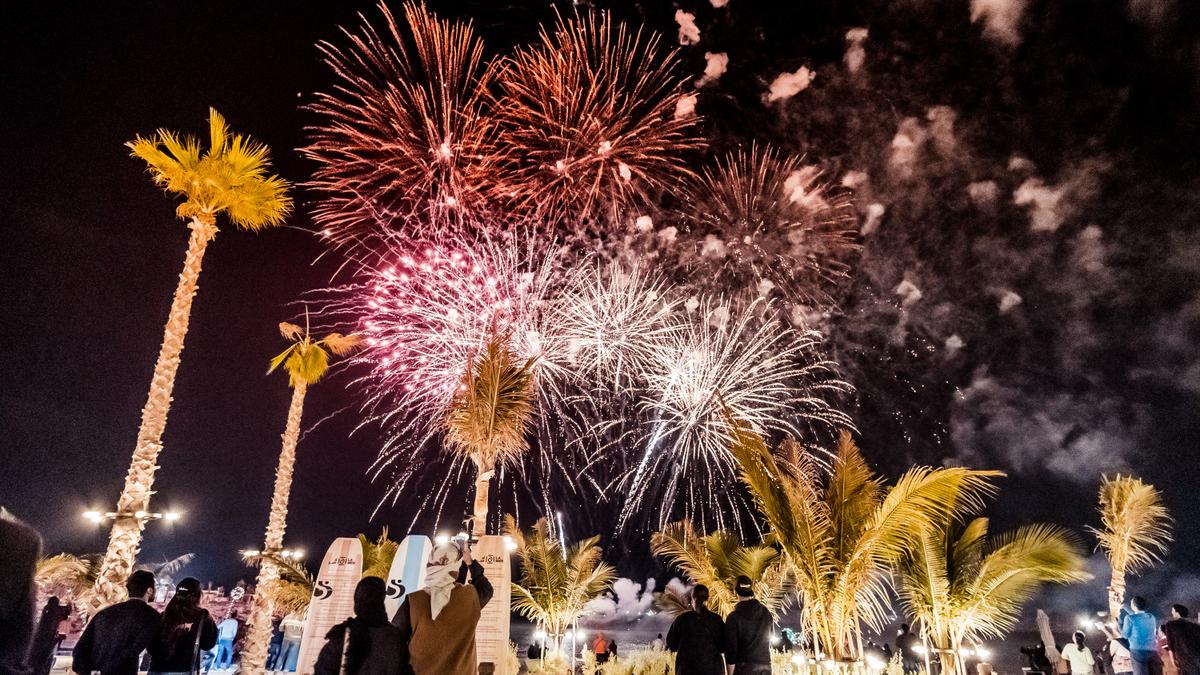 NYE 2020: Places In UAE Where You Can Enjoy Stellar Fireworks | Curly Tales