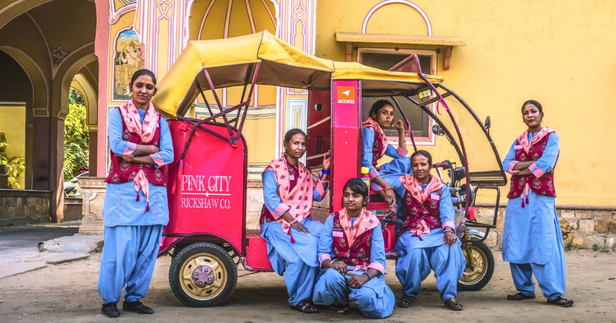 Explore Jaipur With These Women Auto-Drivers Of Pink City Rickshaw Co ...