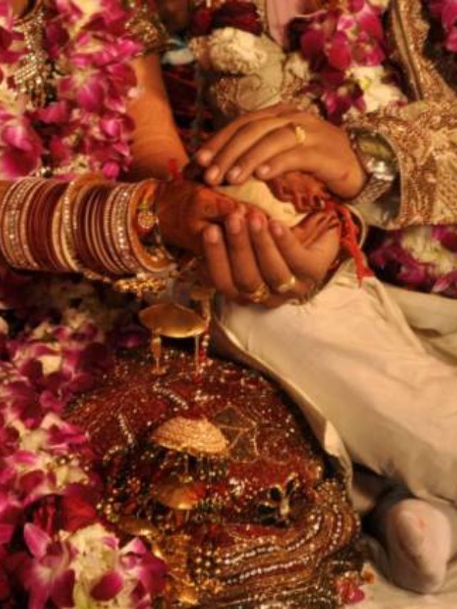 5 Wedding-Special Dishes You Will Find At Punjabi Wedding Menus