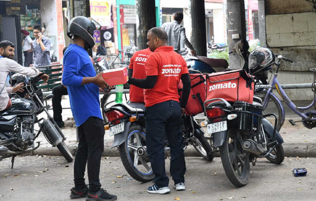 Zomato & Swiggy To Provide Contactless Food Delivery Service Amidst ...