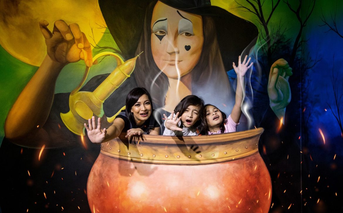 Dubai Now Has A New Magic Park With 3D Visual Artworks | Curly Tales