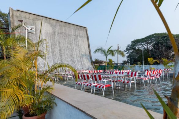 Indore Has A Waterfall Restaurant Where You Can Dine Under The Water ...