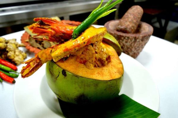 The Bengali Daab Chingri Is Kolkata's Best-Selling Dish & Here's Where ...