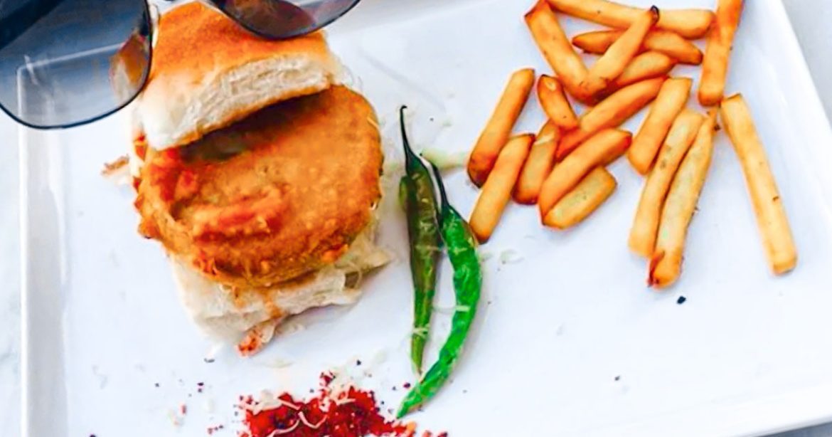 Indian Street Food, Vada Pav In Chaat Bazaar, Karama | I Love My Dubai ...