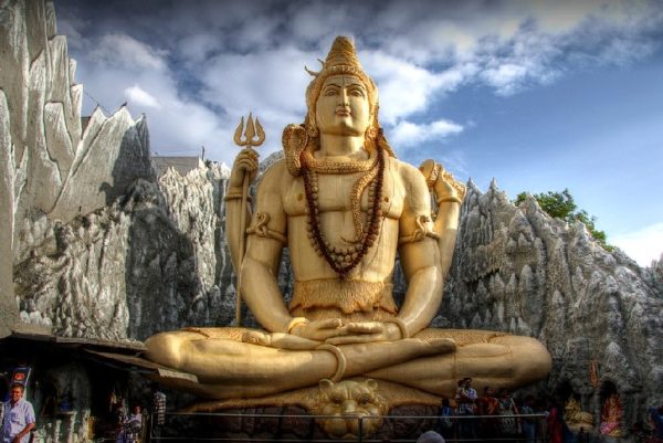 12 Magnificent Shiva Temples In India That Will Blow Your Mind | Curly ...