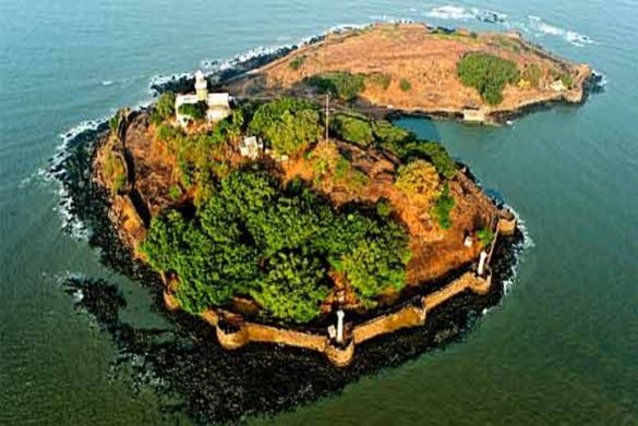 5 Gorgeous Sea Forts In Maharashtra To Marvel At On Your Next Getaway ...