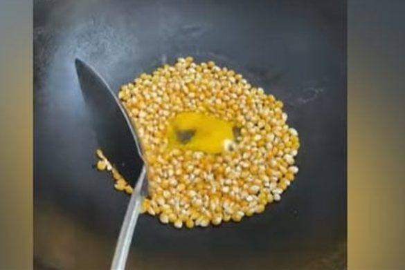 Forget Butter & Caramel Popcorn; There's A New Egg Popcorn In Town & It ...