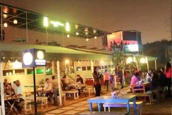 5 BYOB Places In Gurgaon To Have Pub Feels At House Party Budget ...