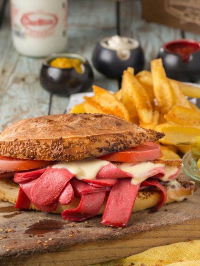 7 Essential Components Of A Traditional Turkish Breakfast