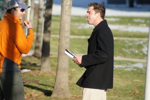 5 Tips To Communicate Better With Locals When You Travel | Curly Tales