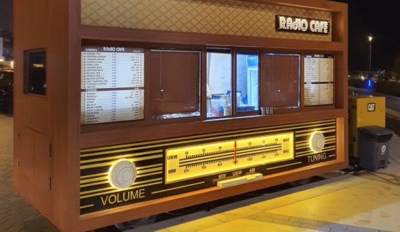Sharjah Gets A Radio-Themed Cafe And It Offers Cheap Food With A View