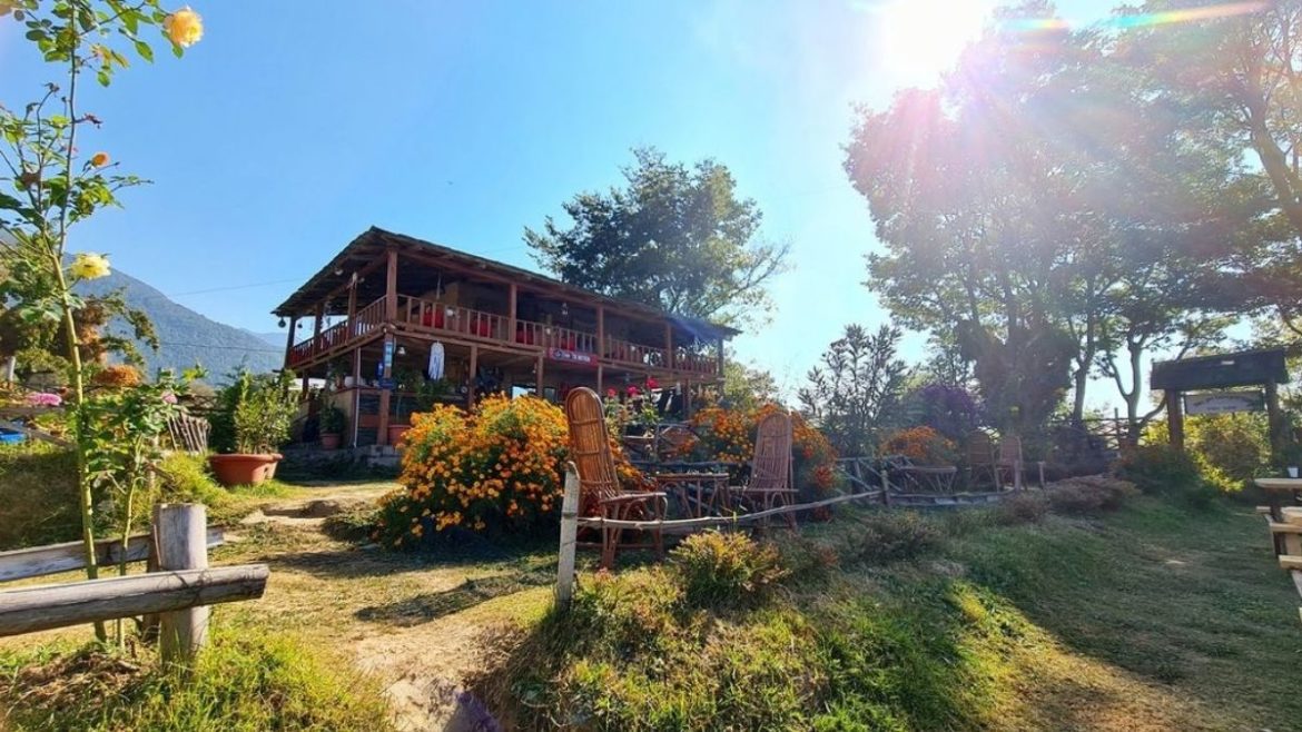 These Cafes In Himachal's Bir Billing Offer The Most Spectacular Views