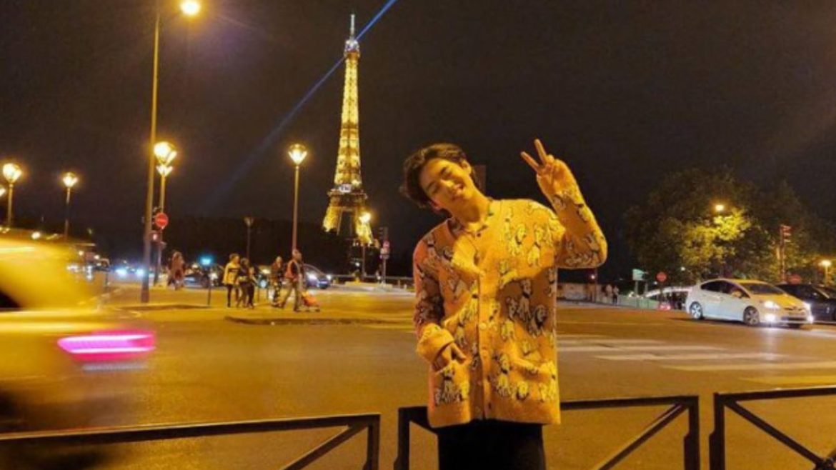 V From BTS Explores The Magical Locales Of Paris; Gives Travel Goals