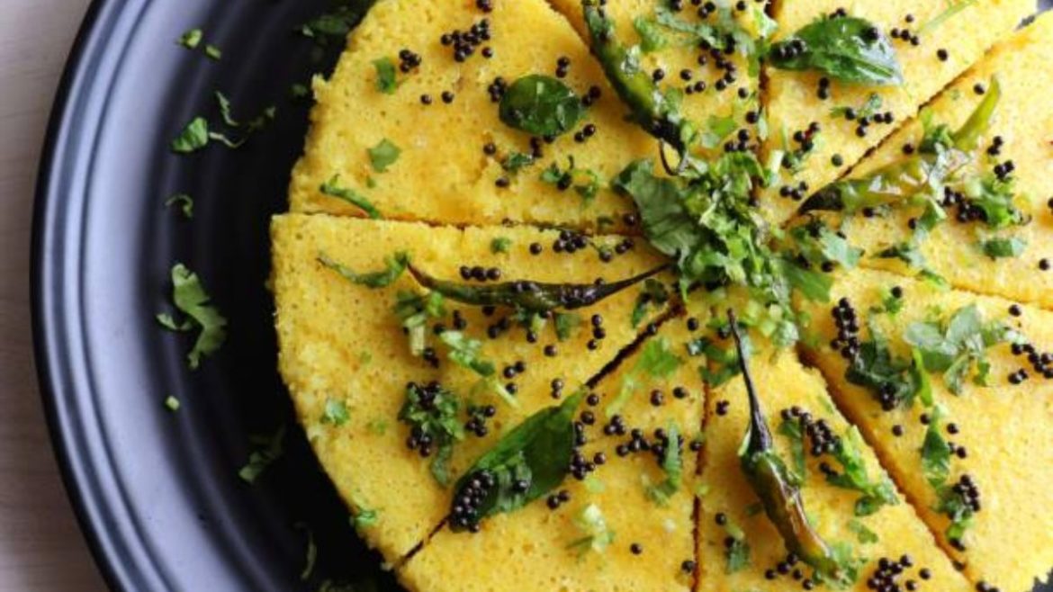 Here's How To Make Fluffy And Soft Dhoklas At Home