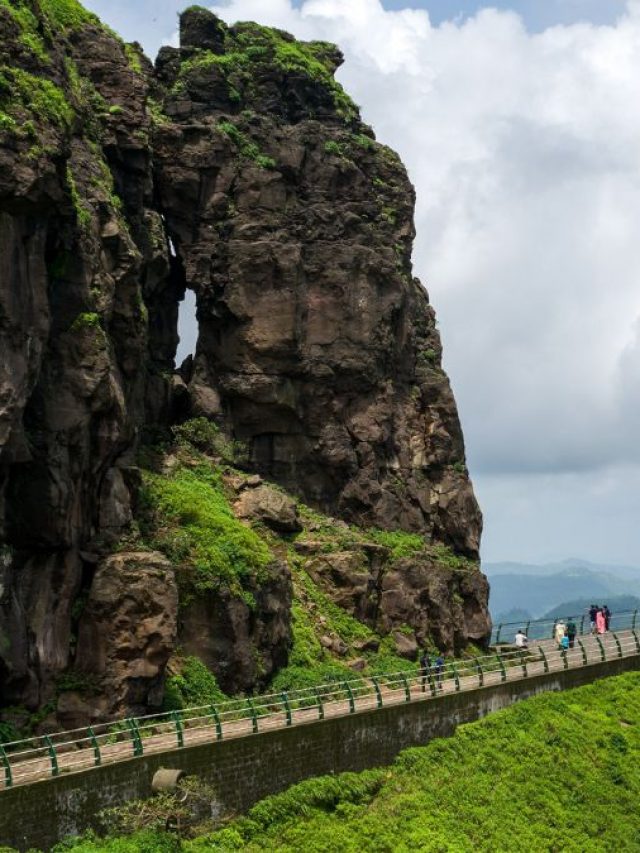 Here’s Why Pune Is Known As The Oxford Of The East