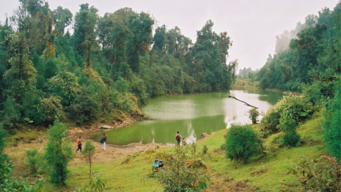 Trek To Mulkharka Lake In Sikkim To Experience Snow And Greenery At The ...