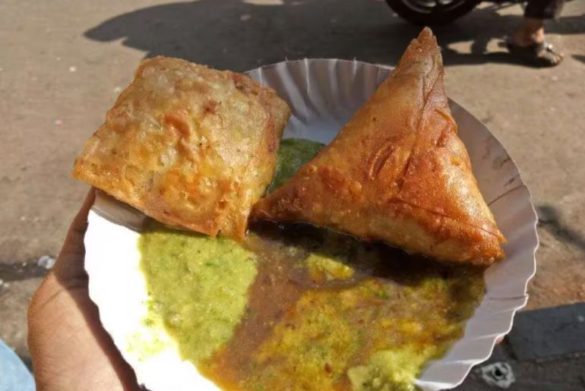 This 70-Year-Old Eatery In Dadar Offers Chinese Samosa, Corn Pattice ...