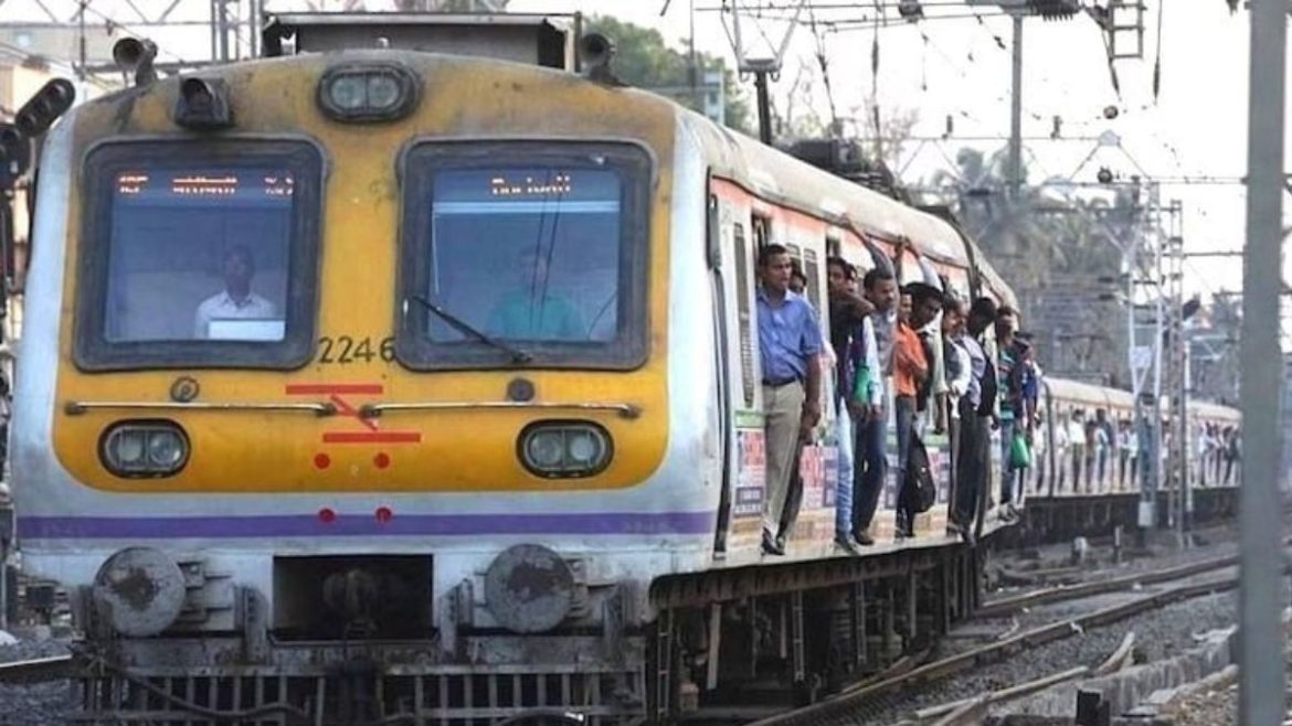 Step-By-Step Guide To Book Passes On Mumbai Locals Using UTS App