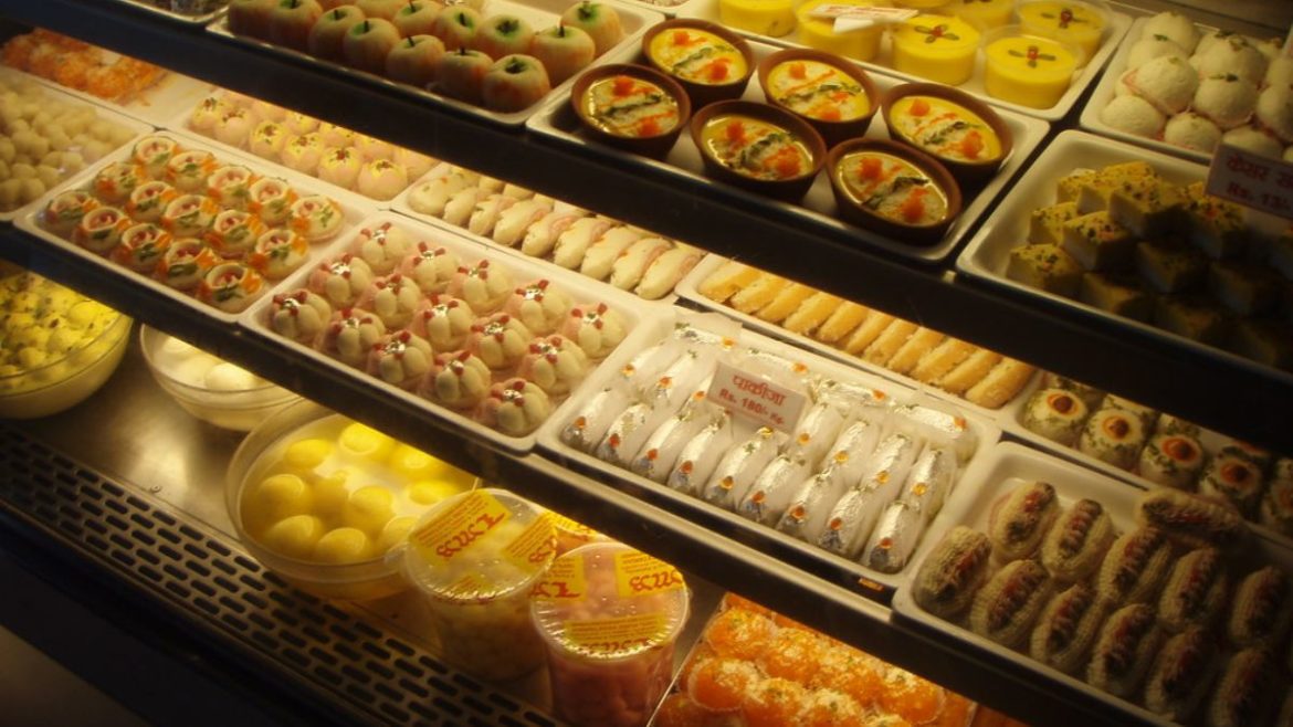 This Is The Only Sweet Shop In Mumbai That Makes Sugarless Dry Fruit Sweets