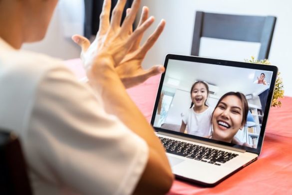 Guide Regarding Legal Internet Laws & 17 Calling Apps Allowed In UAE