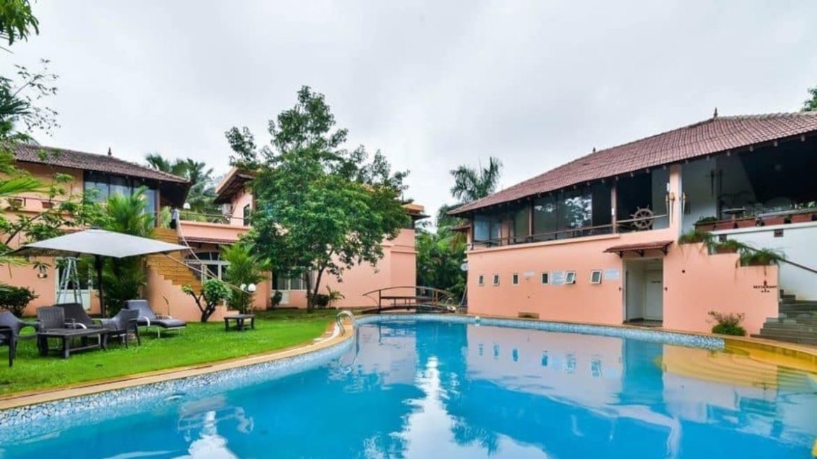 Stay At This Boutique Resort With A Pool In Goa And Enjoy Local Dishes ...