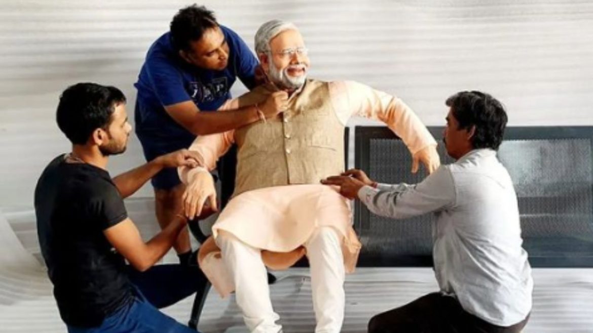 Actor Mayur Vakani Sculpts Life-Like PM Modi Statue