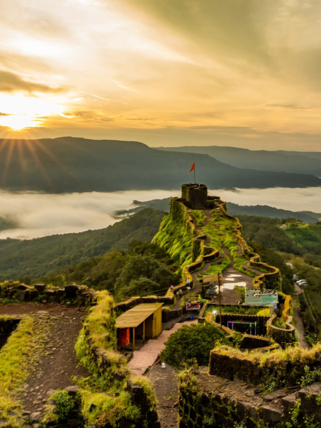 9 Majestic Forts Of Maharashtra