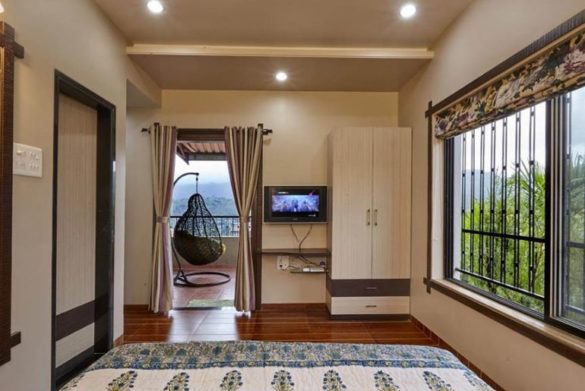 Nestled In Male, Mulshi, This Gorgeous 3BHK Farmhouse Is Just 1 Hour ...