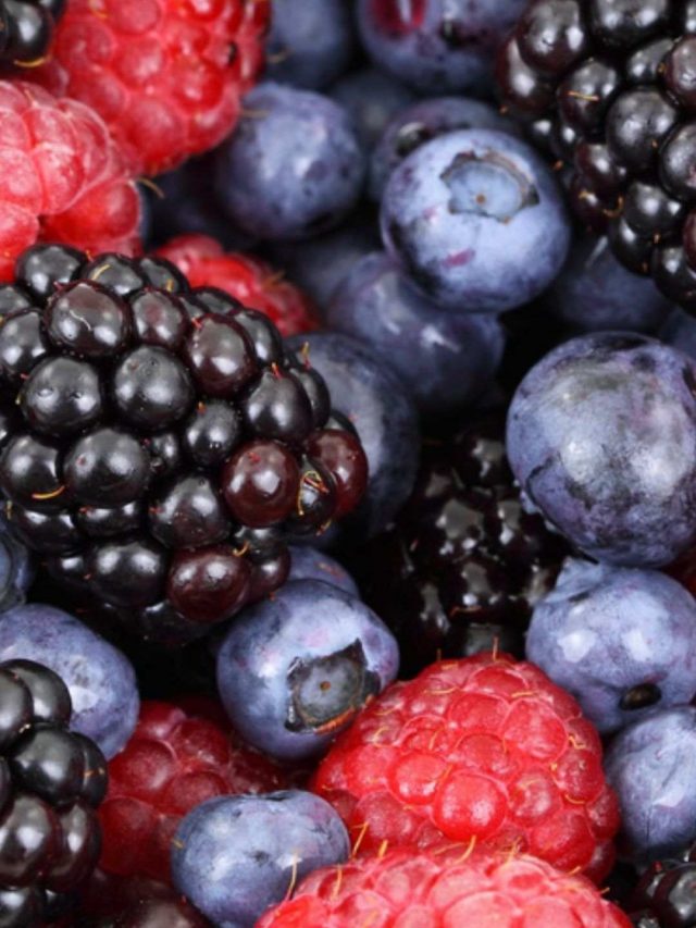 9 Types Of Berries That Work Wonders For Your Health