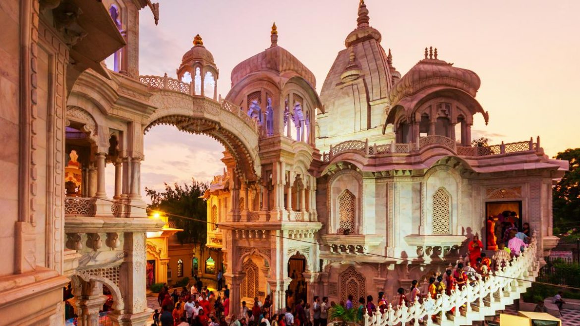 Not Goa Or Manali, But Vrindavan Is The Most Booked Destination During Valentine's Week