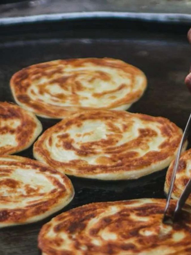 10 Unique Parathas To Try At Paratha Wali Gali, Old Delhi
