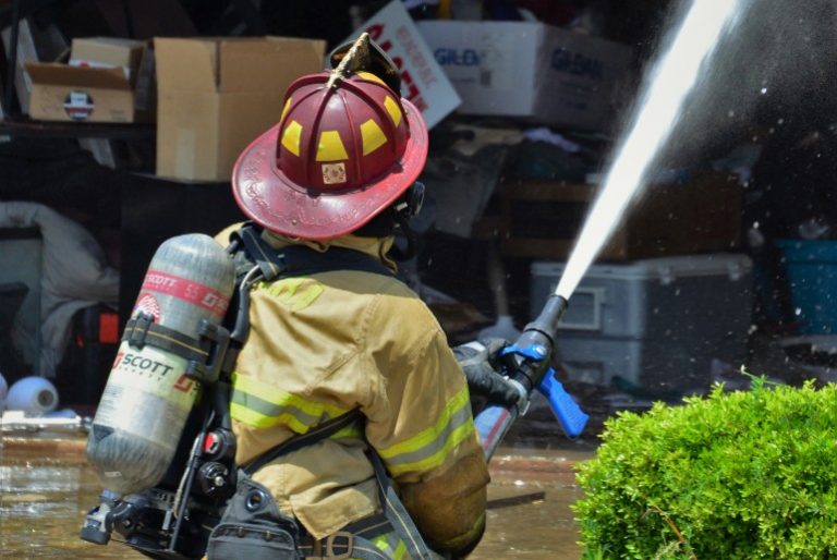 Here’s All About The Massive Fire That Broke Out In Dubai's Deira Area