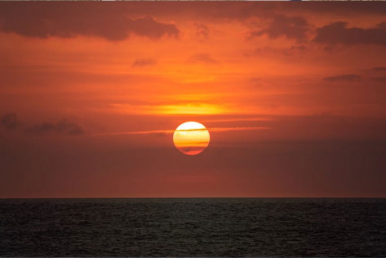 Taj Mahal Ranks 2 On World’s 15 Best Sunset Points List; Here Are The Rest!