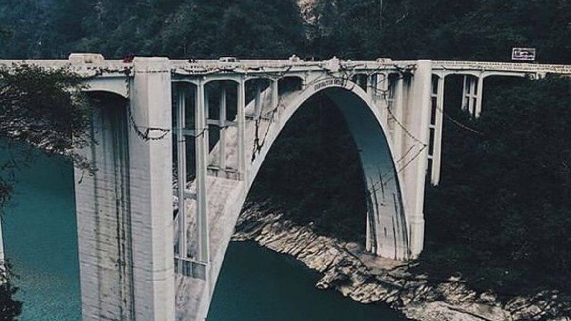 From Coronation Bridge To Howrah Bridge; Twitter User Shares 12 ...