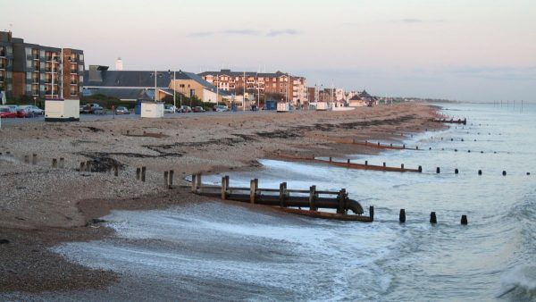 You May Want To Skip These 22 Most Polluted Beaches In The UK!