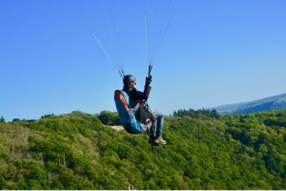 A Skydiver Dies Mid-Air In Turkey; Police Arrest The British Paraglider