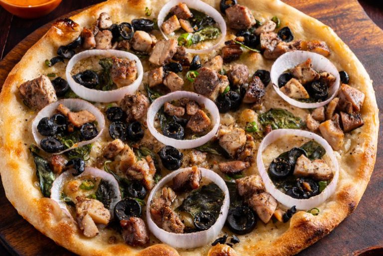 Cheeseless Pizza, Anyone? This Mumbai Pizza Chain Has Them For Those ...
