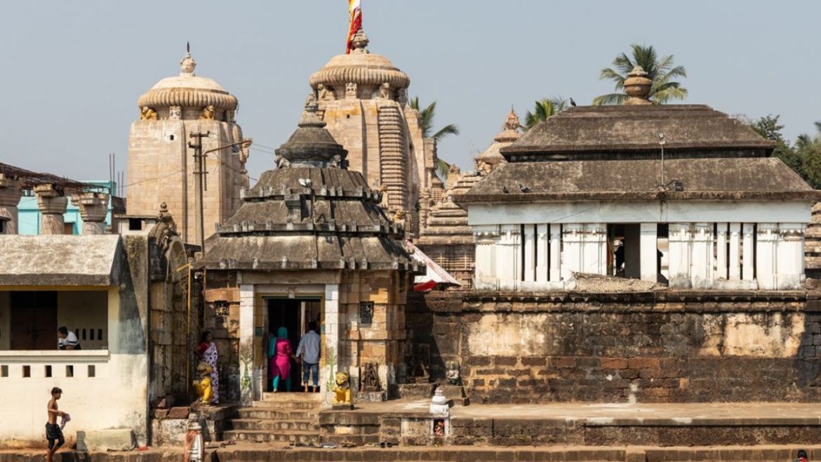 Built In 14th Century, This Ancient Temple Of Orissa Is Now A Monument ...