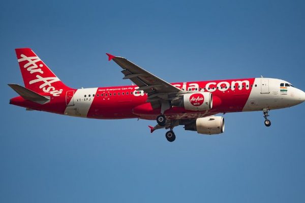 AIX Connect Operates India’s 1st Commercial Flight With Sustainable ...