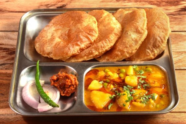 This Place In Bangalore’s Jayanagar Offers Free Lunch To All & Serves ...