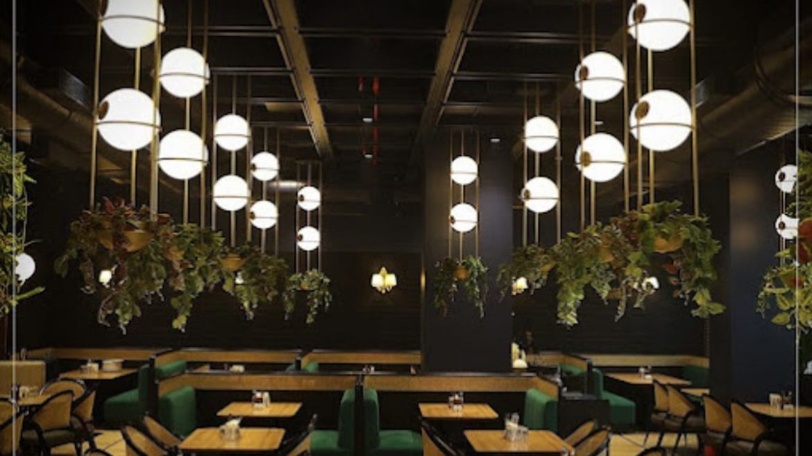 Open & Shut! Restaurant in Matunga Shut Down Soon After Opening And ...