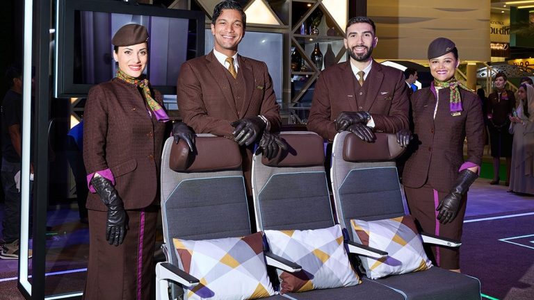 Etihad Airways Unveils Its Classy Boeing 787 Dreamliner Seats At ...