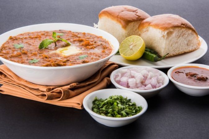 30 Best Pav Bhaji Places in Mumbai for a Street Food Feast | Curly Tales