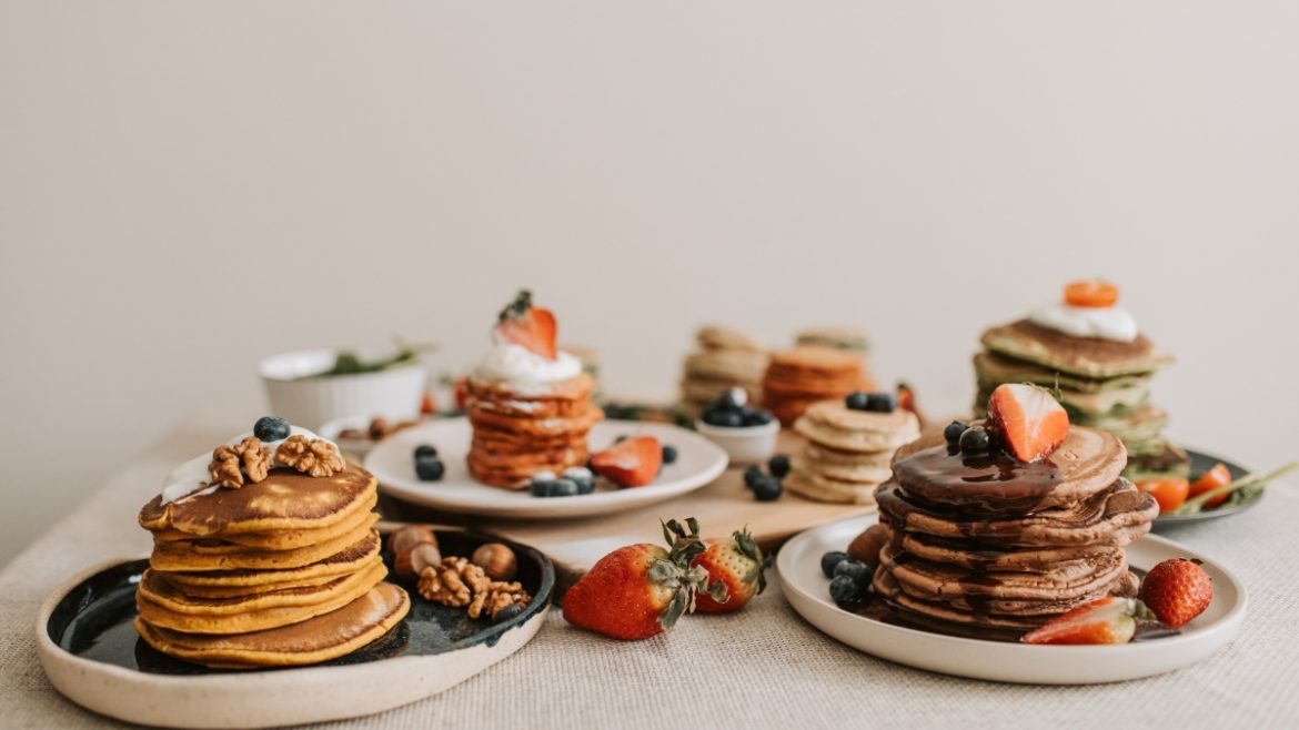 Pancakes 101: Best Recipe & Hacks For A Fluffy Stack Of Deliciousness