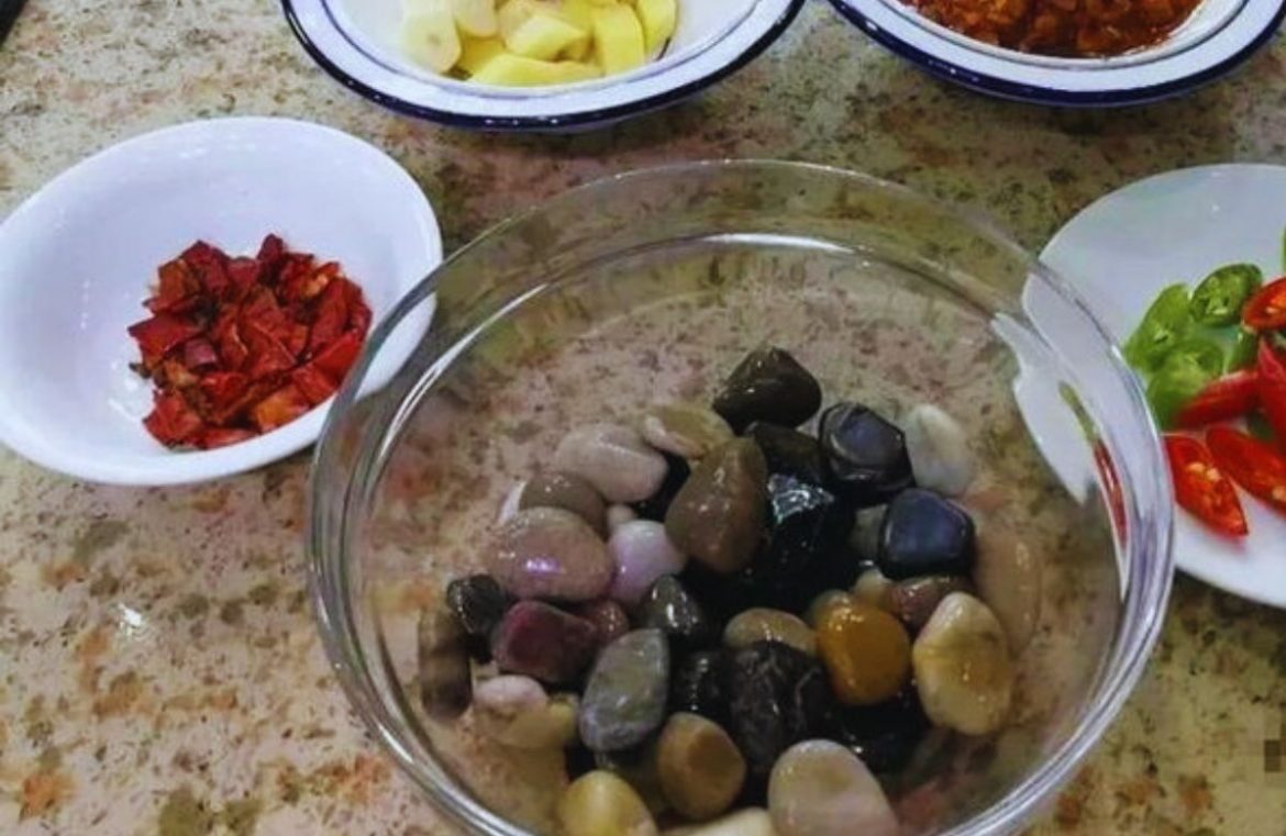 Fry, Suck & Throw! Chinese Are Relishing Stir Fried Stones; The ...