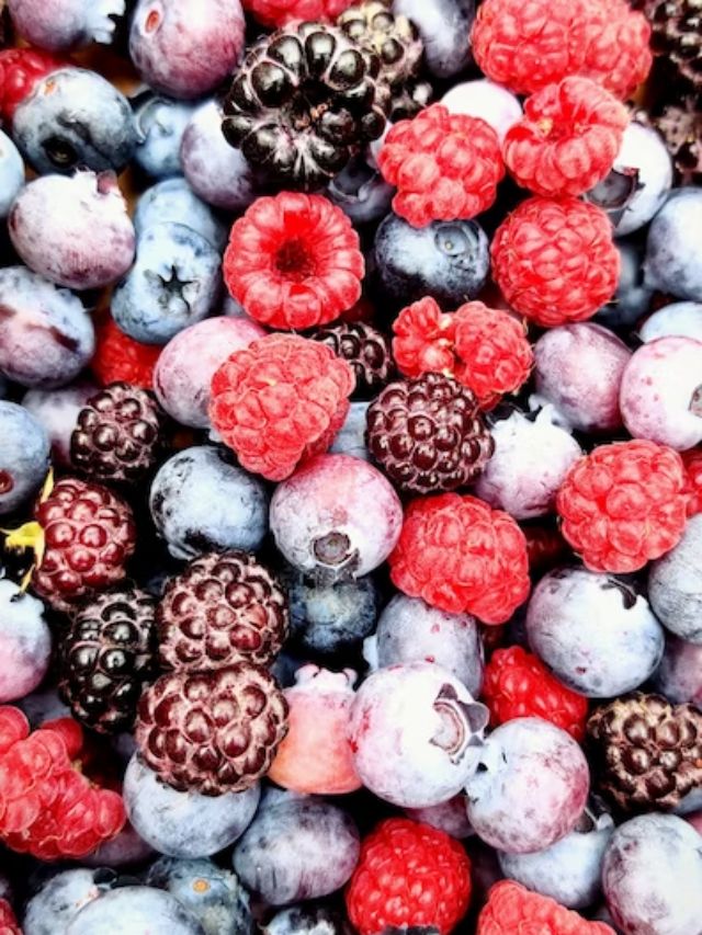 6 Fruits To Try In The Middle East This Summer