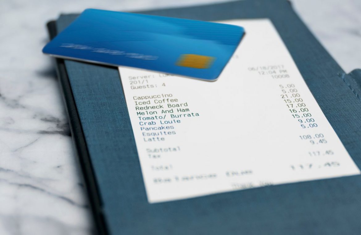 Should You Pay Service Charge At Restaurants? Govt. Clarifies After A ...